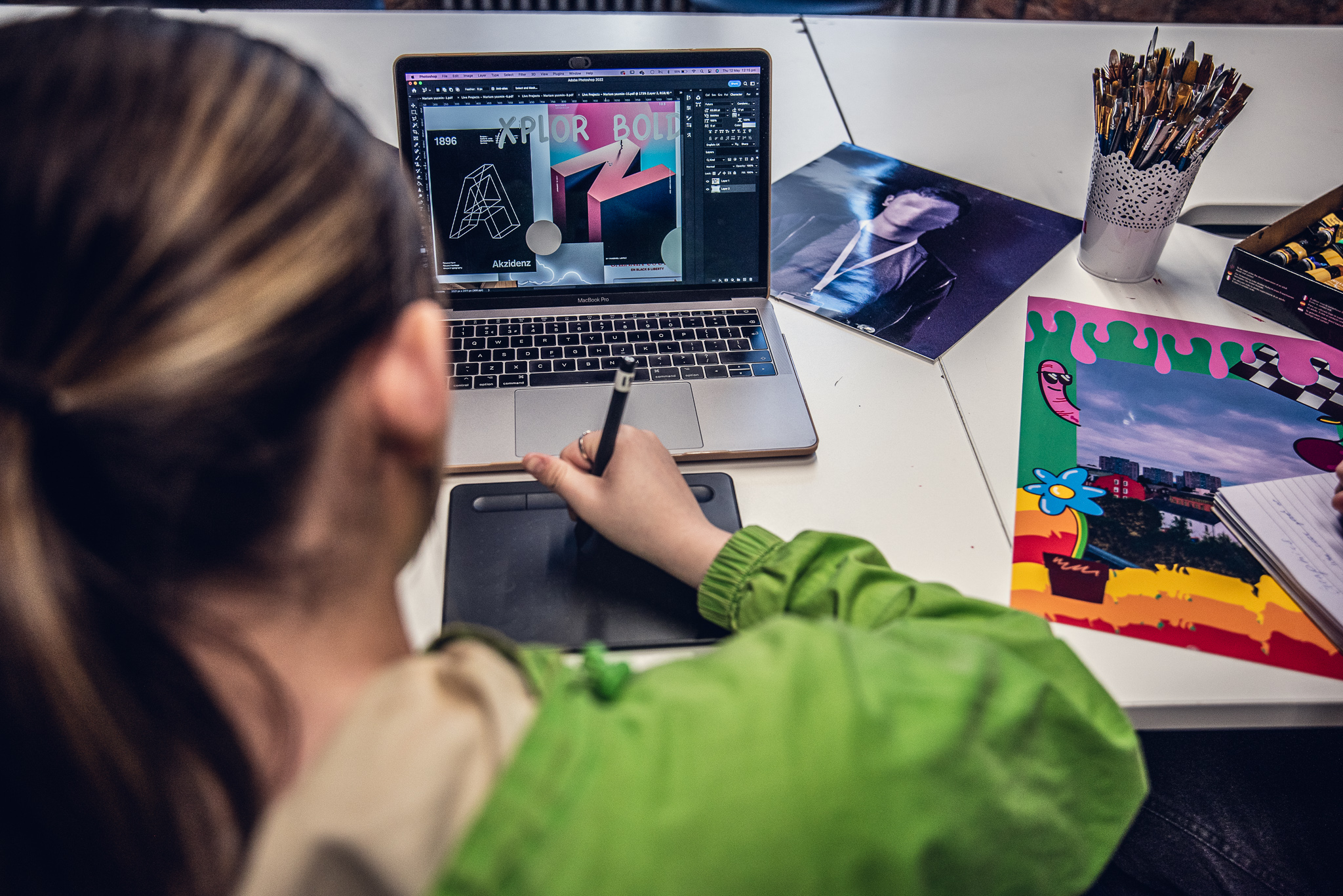 Tugas Desain Grafis dan Tanggung Jawab Kerjanya di Perusahaan